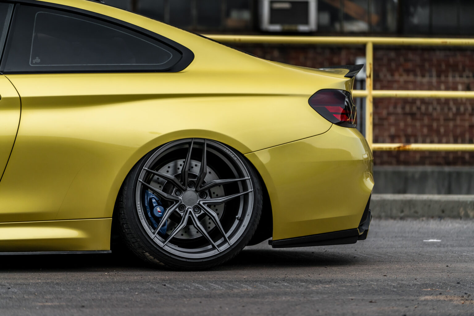 2015 BMW M4 – FERRADA WHEELS