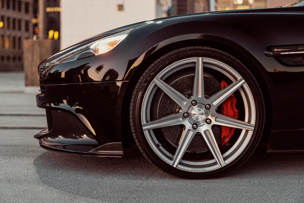 2018 Aston Martin Vanquish S – FERRADA WHEELS