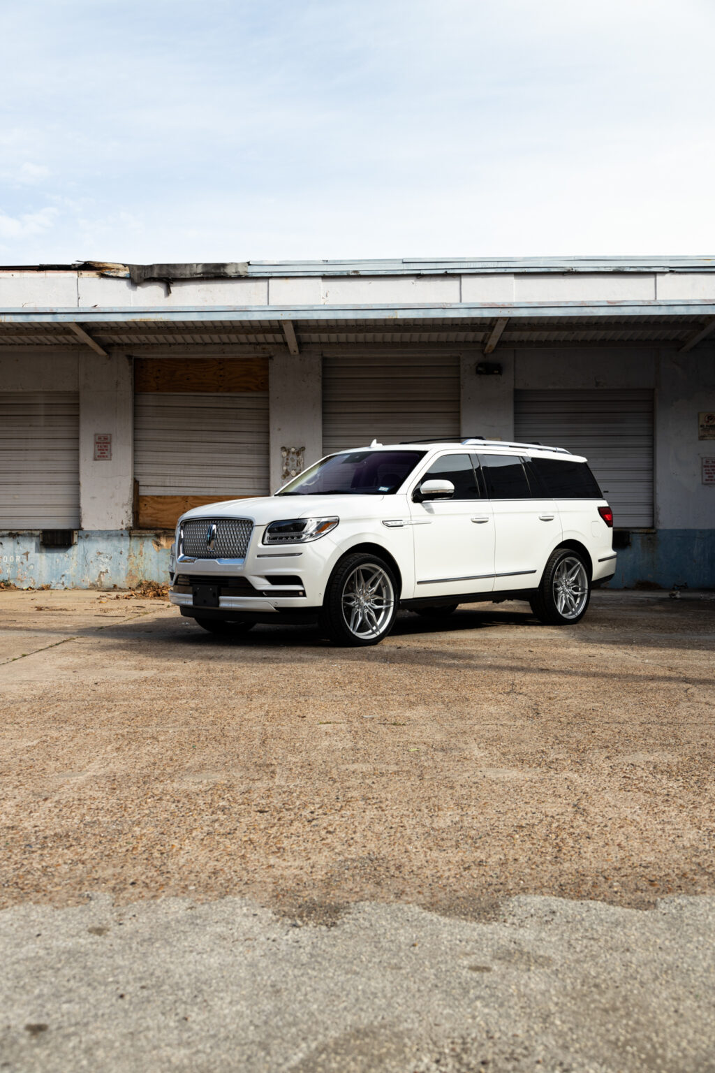 2021 Lincoln Navigator – FERRADA WHEELS