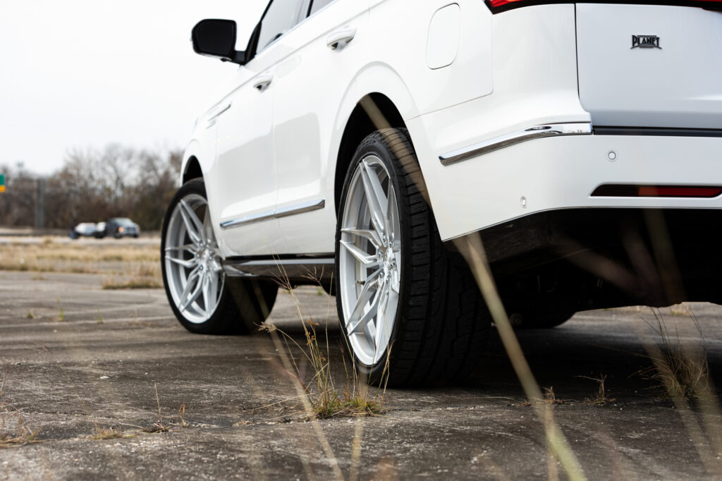 2021 Lincoln Navigator – FERRADA WHEELS