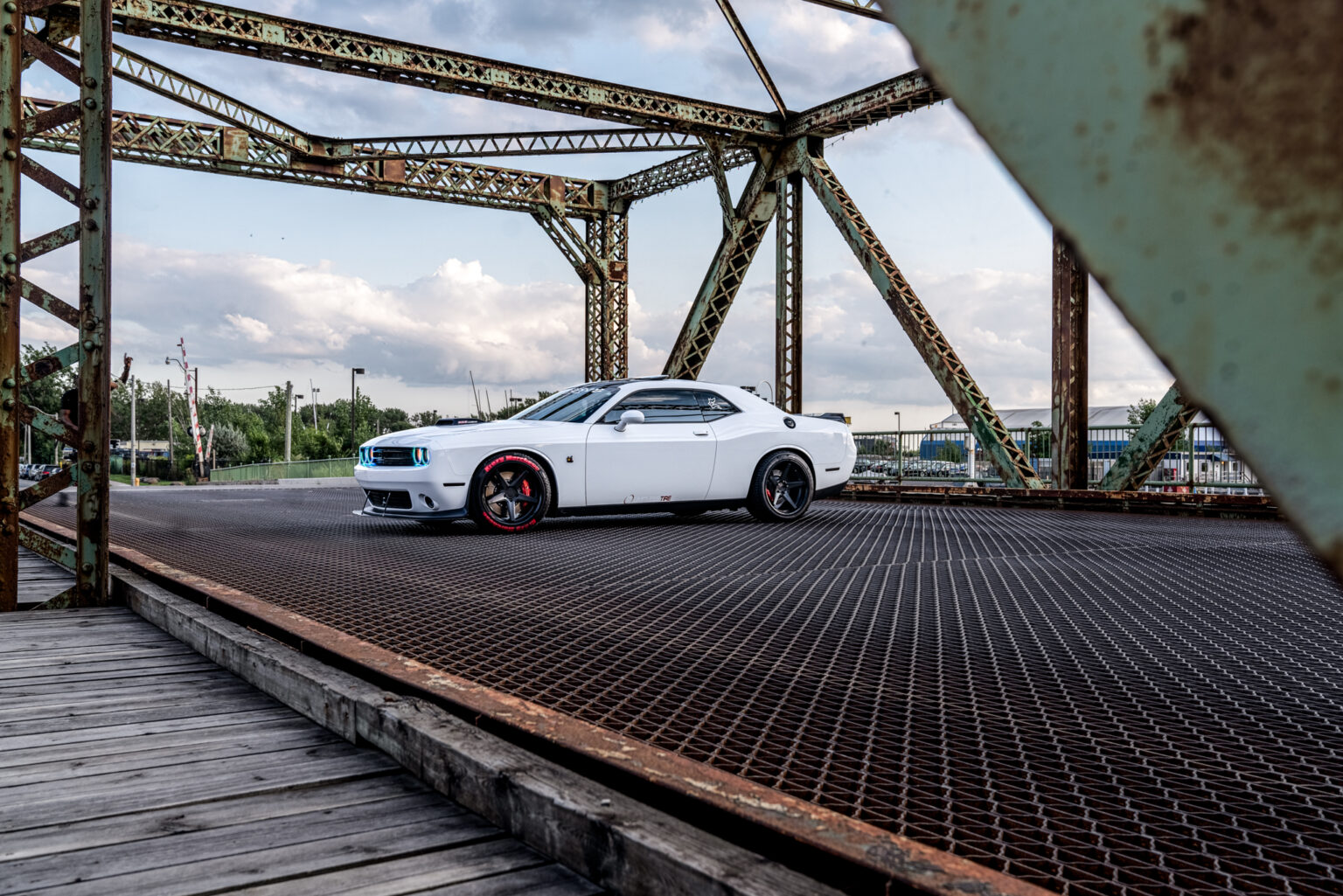 Dual 2017 Dodge Challenger – FERRADA WHEELS