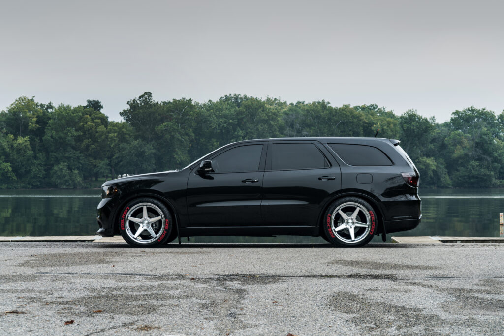 2013 Dodge Durango R/T – FERRADA WHEELS