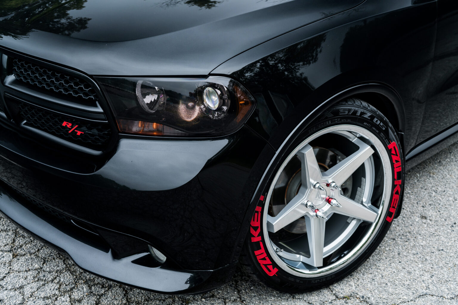 2013 Dodge Durango R/T – FERRADA WHEELS