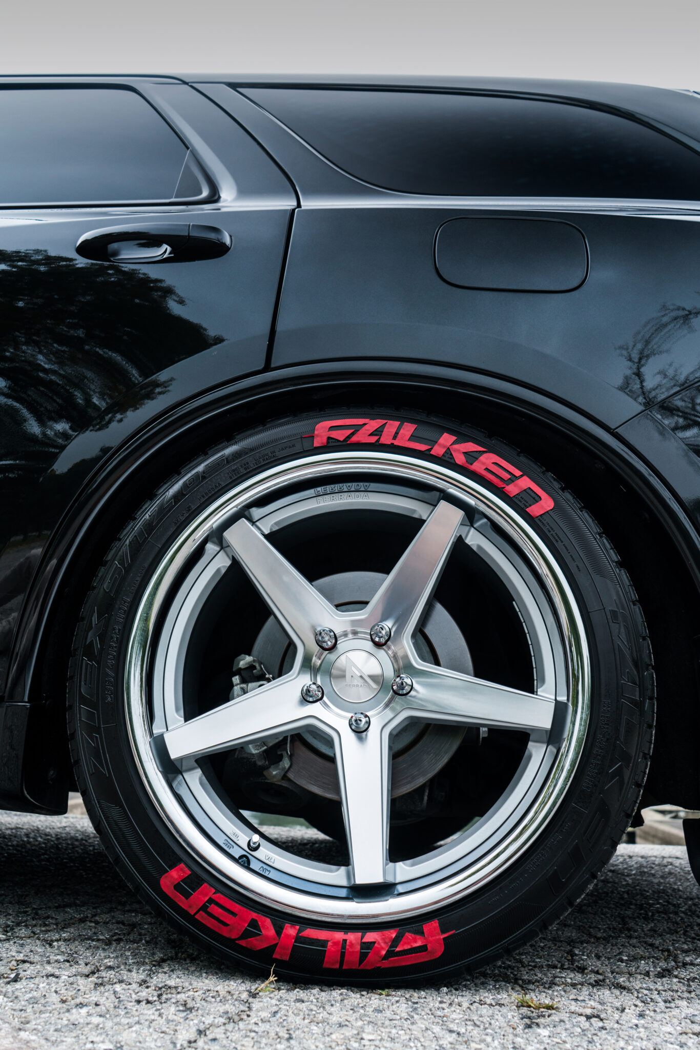 2013 Dodge Durango R/T – FERRADA WHEELS