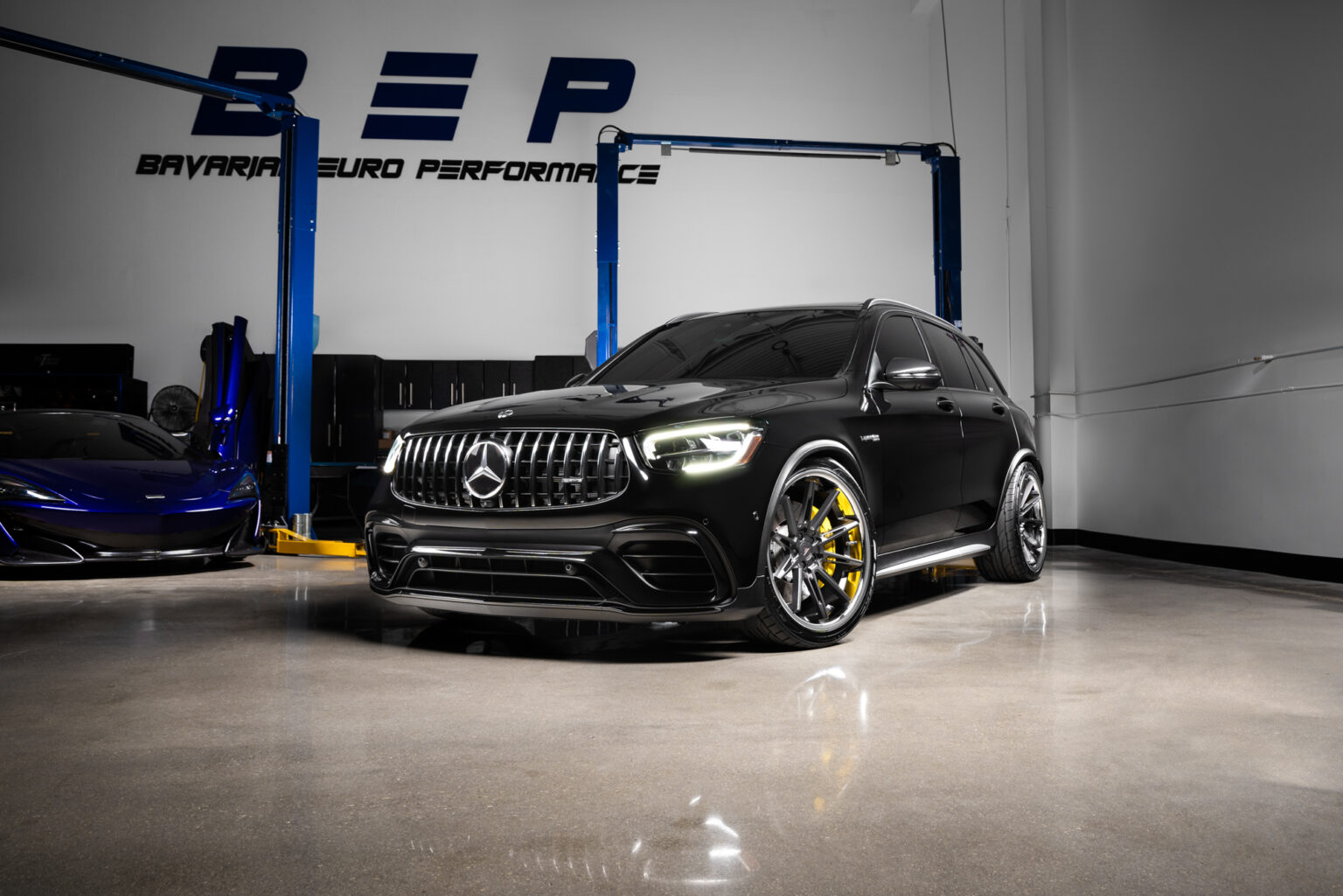 2021 Mercedes GLC63 AMG – CM2 MGC – FERRADA WHEELS