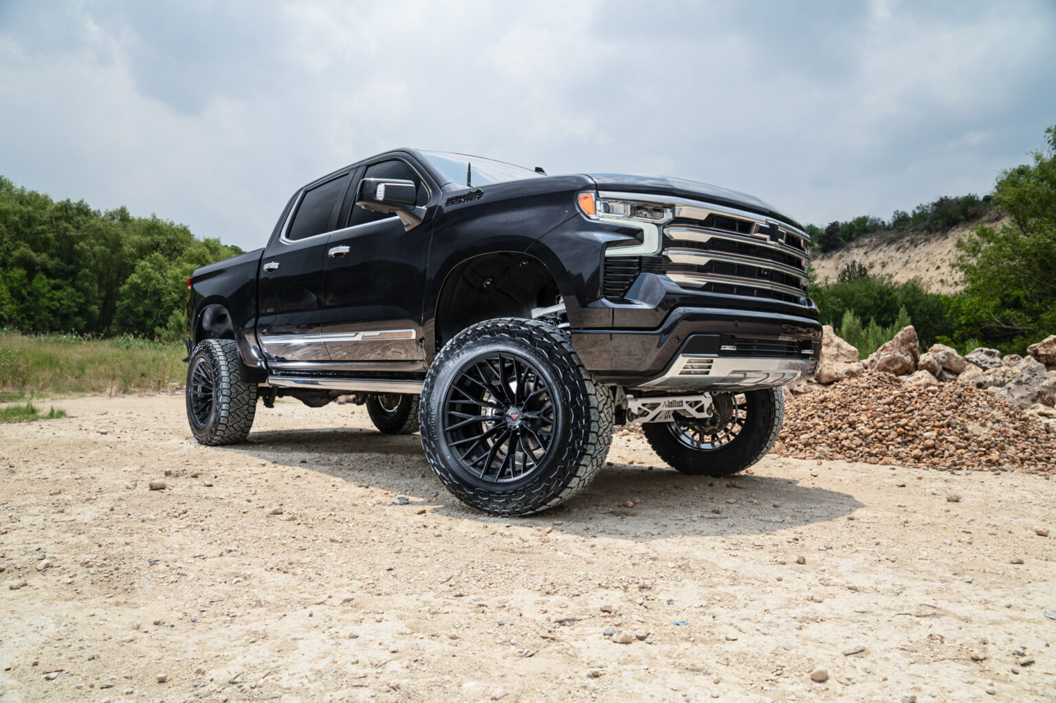 Chevrolet Silverado – FTR9 NB – FERRADA WHEELS