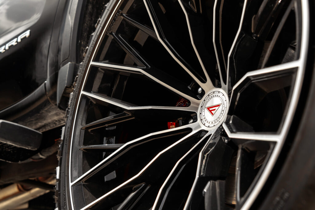 GMC Sierra – FTR9 – FERRADA WHEELS