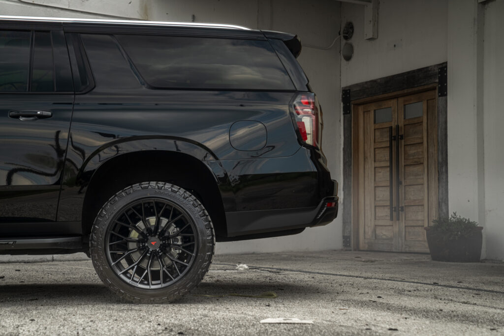 Chevrolet Suburban – FTR9 NB – FERRADA WHEELS