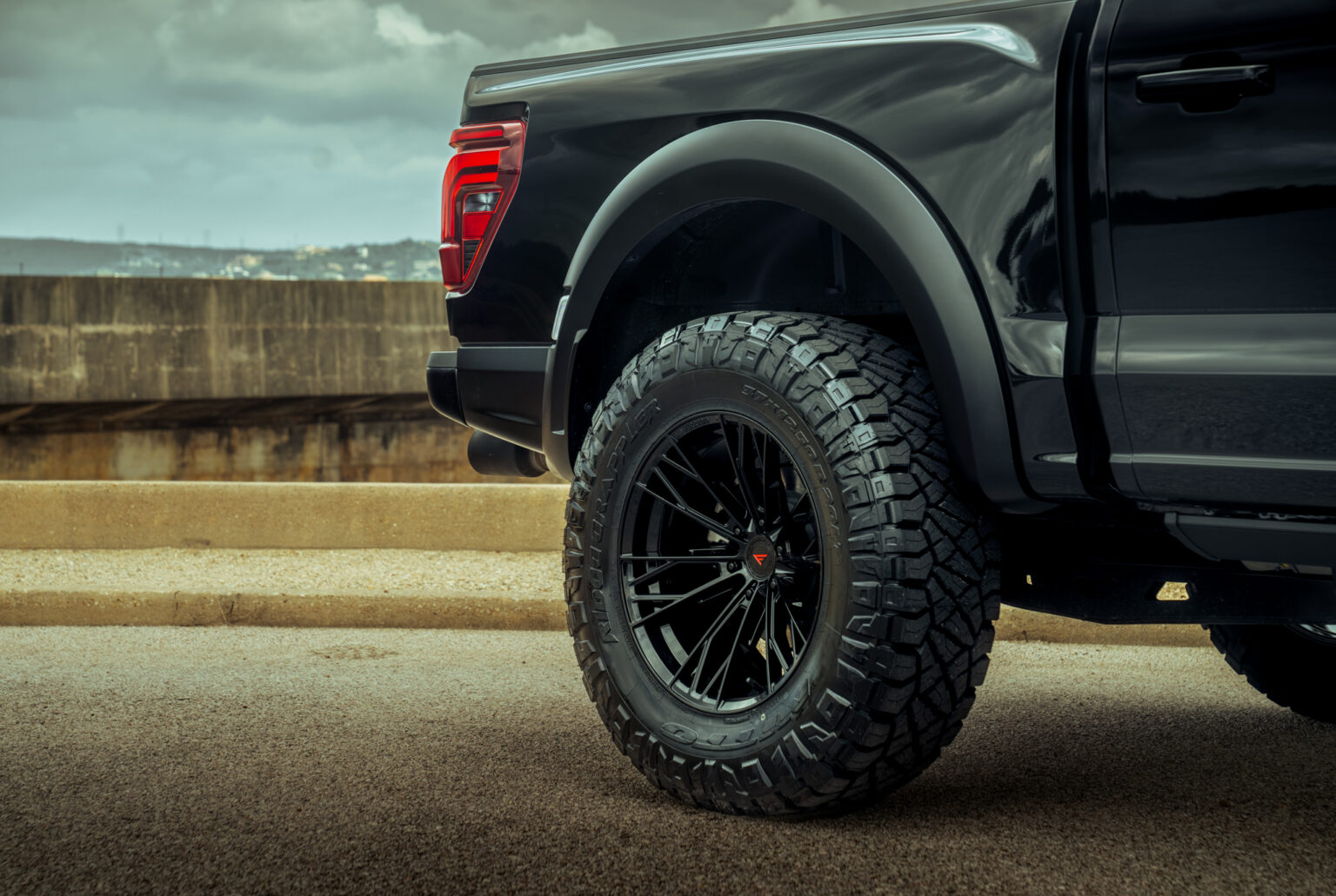 2024 Ford Raptor R – FTR11 OB – FERRADA WHEELS
