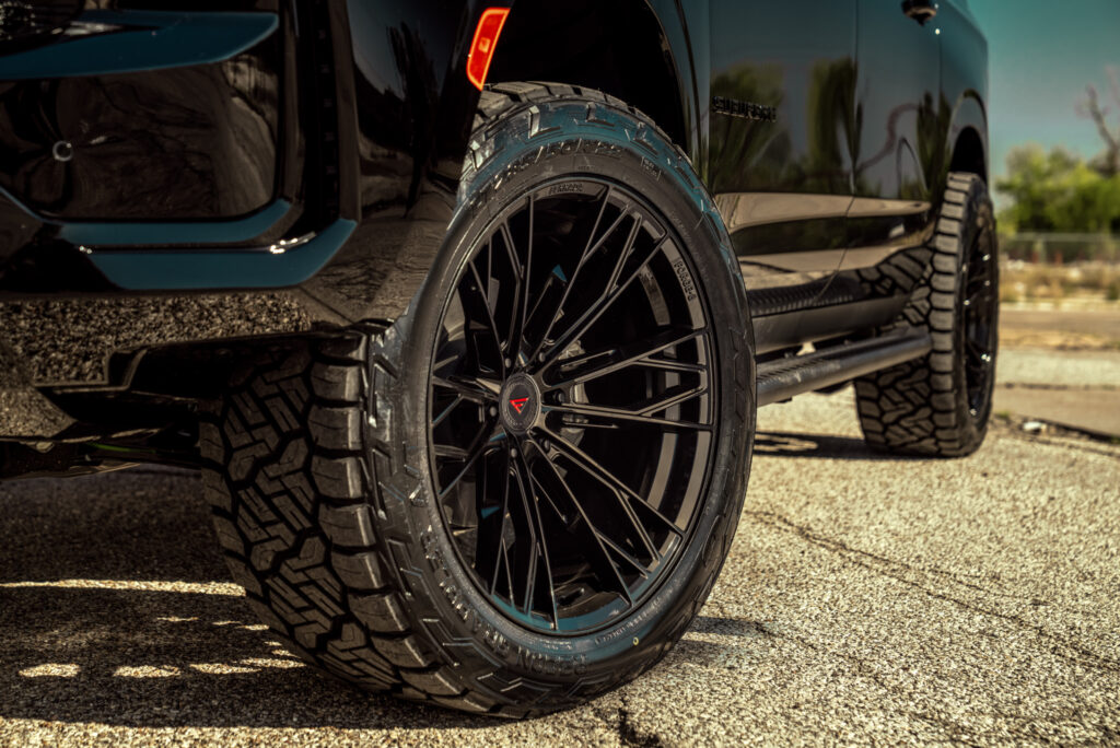 2024 Chevrolet Suburban – FTR11 OB – FERRADA WHEELS