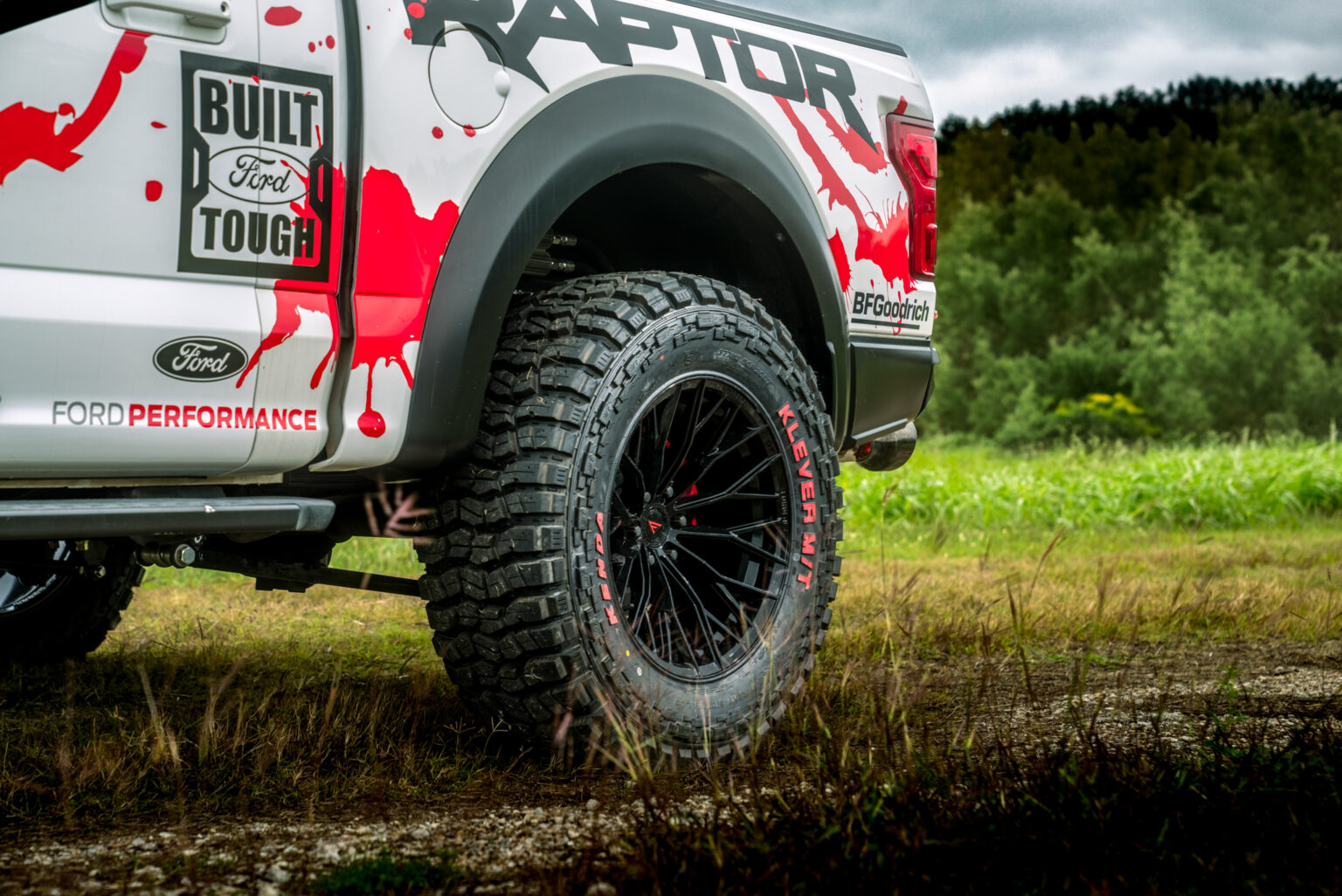 Ford F150 Raptor R – FTR9 OB – FERRADA WHEELS