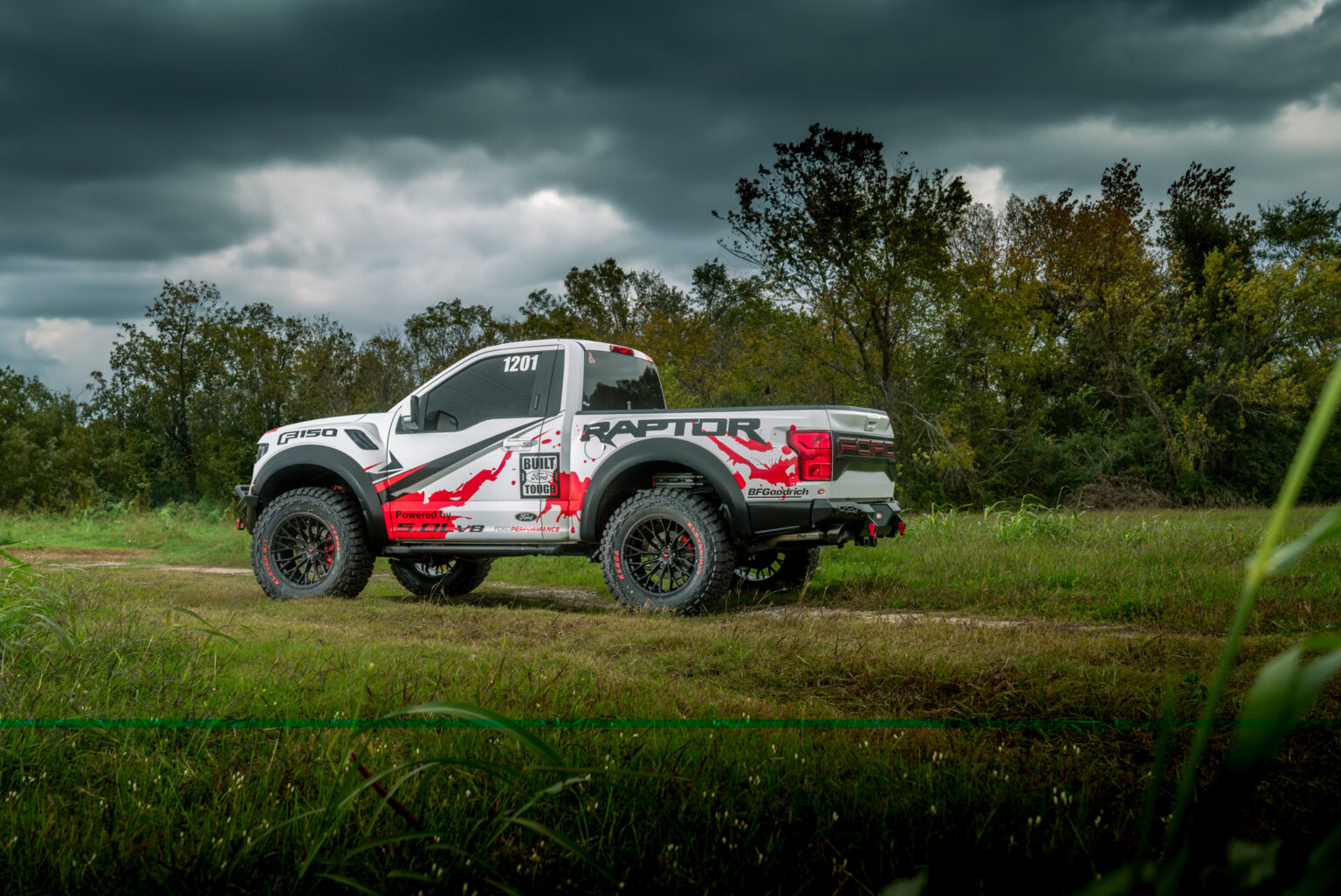 Ford F150 Raptor R – FTR9 OB – FERRADA WHEELS