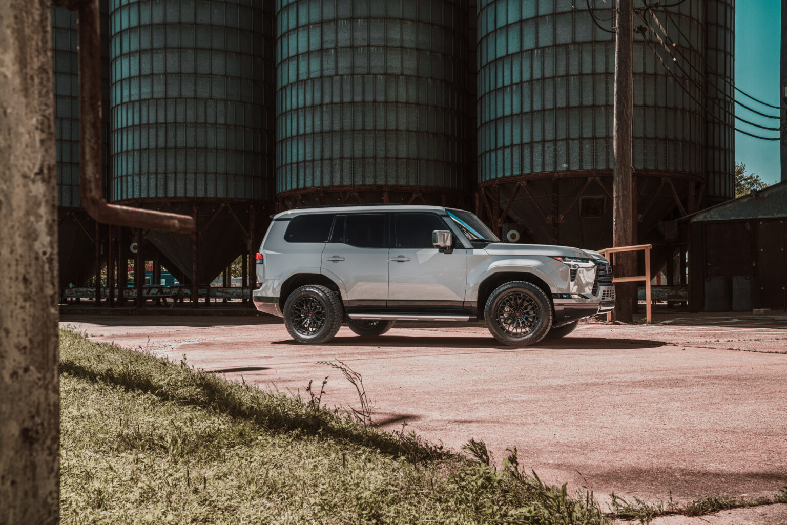 2025 Lexus GX550 – FTR12 NB – FERRADA WHEELS