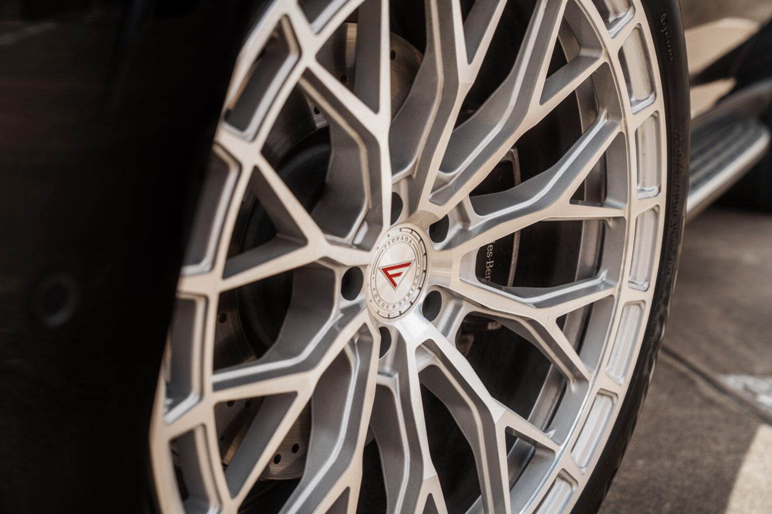 Mercedes GLE 450 – FR12 MS – FERRADA WHEELS