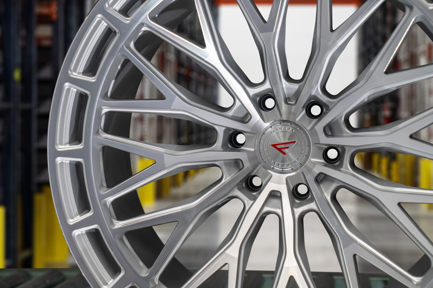 FTR12 Machine Silver – FERRADA WHEELS